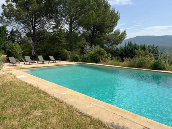 Nouveauté Villa Pour 10 Personnes Avec Piscine, Pétanque Au Coeur Des Oliviers De Provence - Le Castellet