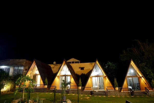 Kv Ventures Farm And Cottages - Faridabad