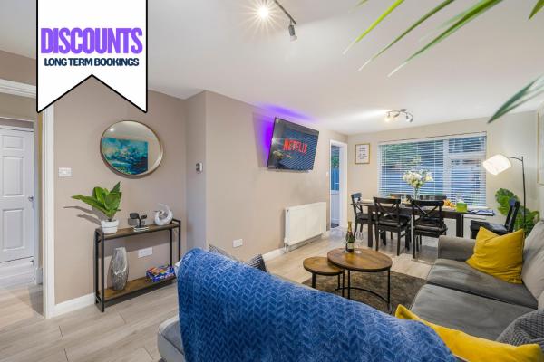 Modern Comfort, Free Parking, Netflix & Disney Plus In Every Bedroom And Living Room - Stevenage