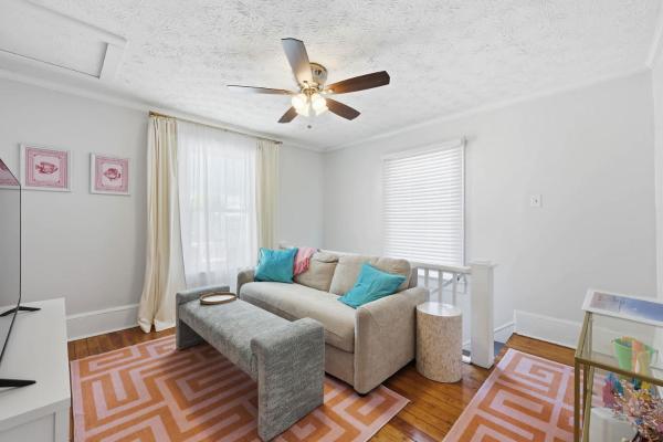 The Pearl Unit B Stay For 4 - St. Augustine, FL