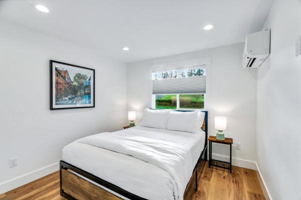 Sunny 3br Retreat Near Everett Waterfront - Marysville, WA