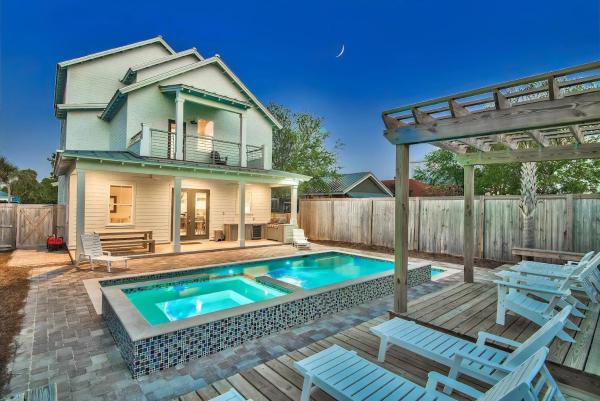 Kings Castle By Travel Life Vacations - Destin, FL