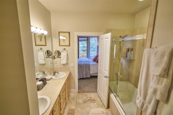 Snowstar Hideaway - Hot Tub, Gym, Walk To Ski Lift - Ketchum, ID