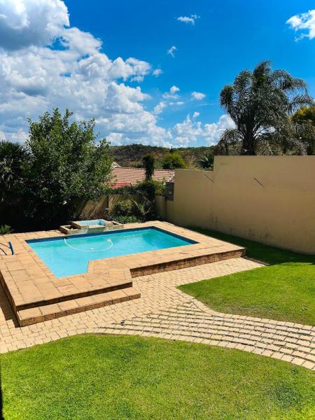 Suider Home Stay - Alberton
