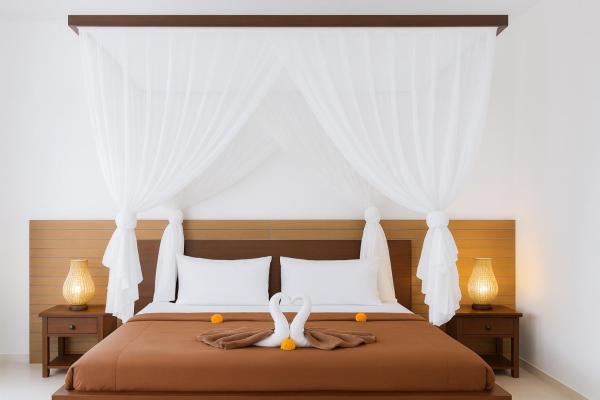 Jungle Hideaway Villas 4 - River Cafe - Ubud