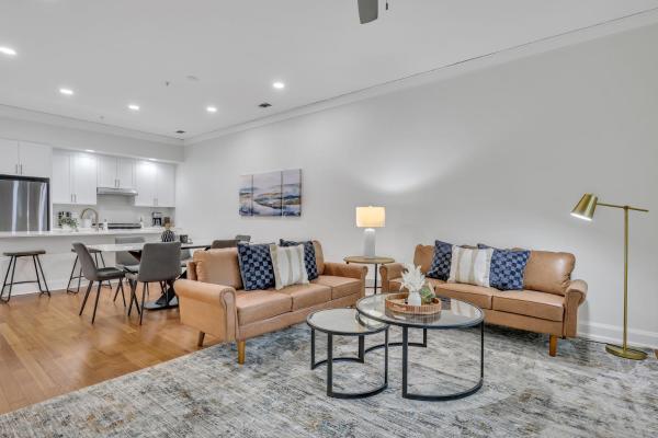 The Juliette By Avantstay - Savannah, GA