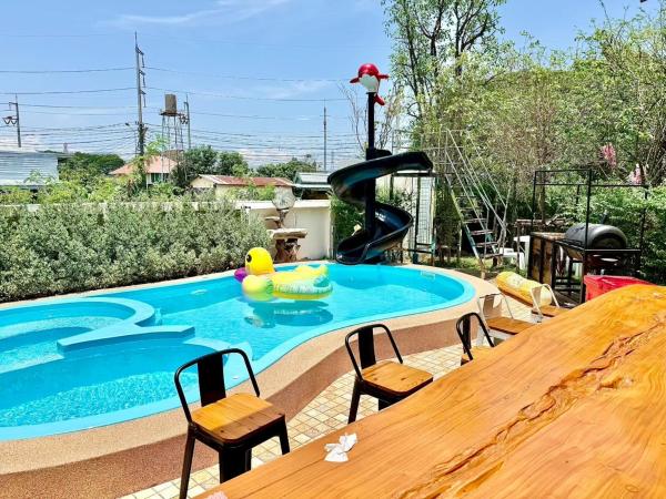 Davin Pool Villa - San Sai District