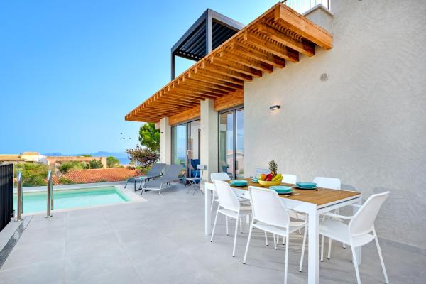 Villa Mathis - By And Services - Golfo Aranci