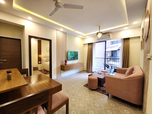 Candolim Beach 1bhk Apartment With Pool & Full Kitchen - Perfect For Couples & Families - Goa