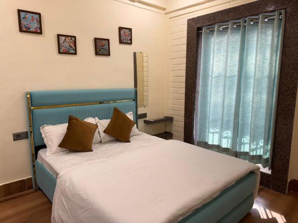 Hotel Sacred Roots - Rishikesh