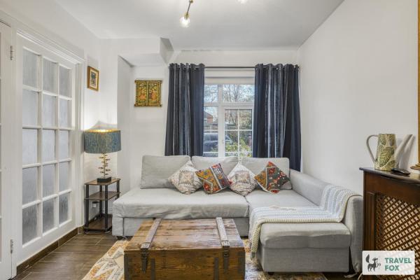 Borehamwood Stay With Free Parking! - Watford