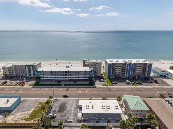 Sunset Beach Suites Unit 8 - Madeira Beach, FL