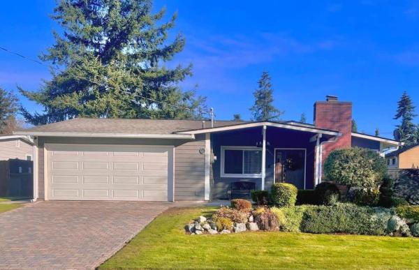 Renton Oasis - Relaxing 3br Home With Great Outdoor - Renton, WA