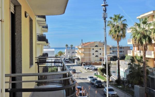 Isa - Apartments In Alghero Just 150 Mt From The Beach - Alghero