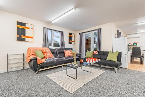 #86 Stylish Studio In Stretton-on-dunsmore - Leicestershire