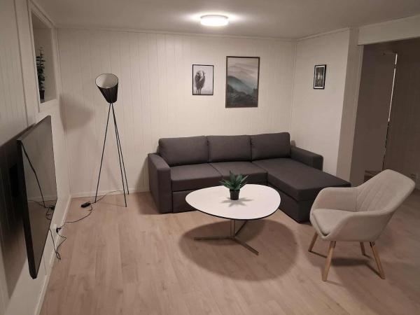 Apartment Between The Fjellheisen And The Arctic Cathedral - Tromsø