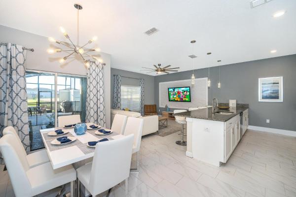 3151ls Townhouse 4 Bedrooms & 3 Bathrooms + Pool - Orlando, FL