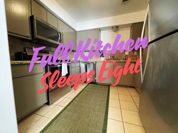 No Check-out Work Sleeps 8! Family-friendly C - College Station, TX