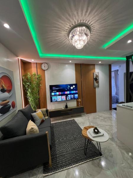 Cozy 1 Bedroom Studio Apartment In A Gated Estate - Lagos