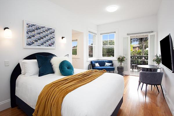 Beautiful Studio In Heritage Building With Balcony - Camperdown