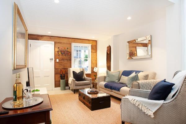 Spacious 3-bed Family House With Courtyard - North Sydney