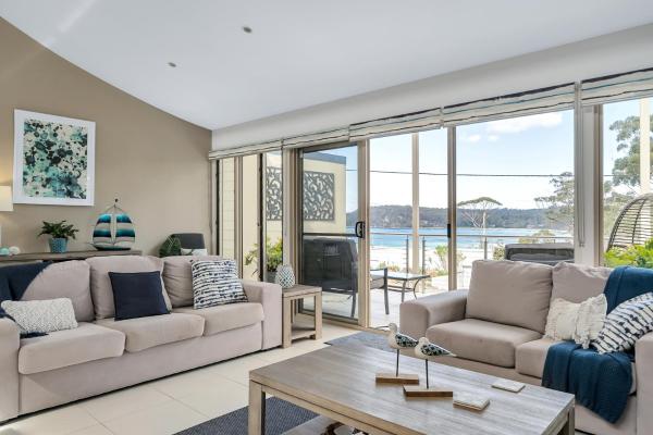 3-bed With Beach Views And Entertainment Area - Batemans Bay