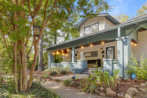 *Super Close To Hospitals And Uab|king Bed|3 Bdr - Birmingham, AL