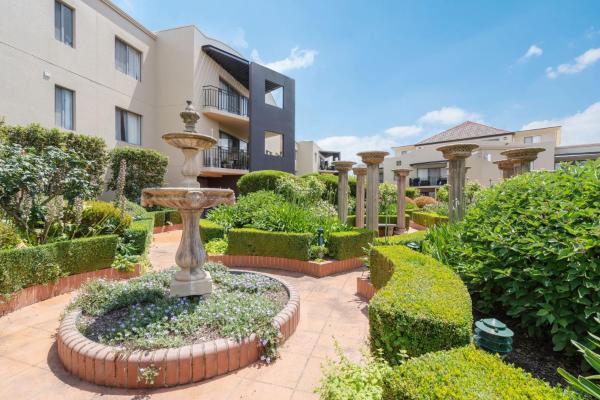 Sleek 2-bed Apartment In Vibrant Kingston - Canberra