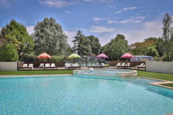 Camping 3 éToiles - Piscine - Ccafeff - Saint-Julien-des-Landes