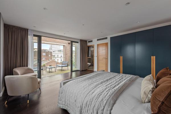Modern 4-bd Fulham House By West Brompton Station - Fulham