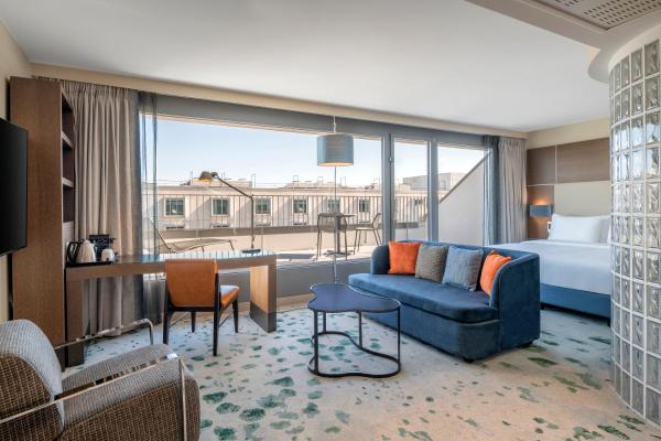 Hilton Geneva Hotel And Conference Centre -