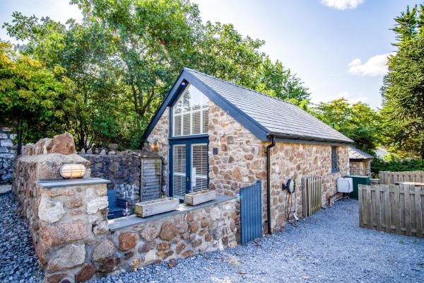 The Old Smithy - 2 Bedroom Cottage - Reynoldston - Llanelli