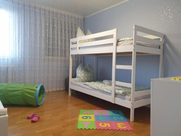 Xxl Monteurswohnung Für 8 Personen - Saarbrücken