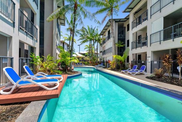 Laguna Haven Dual Swim Out Retreat By The Sea - Trinity Beach