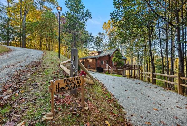Falling Waters - Sugar Mountain, NC