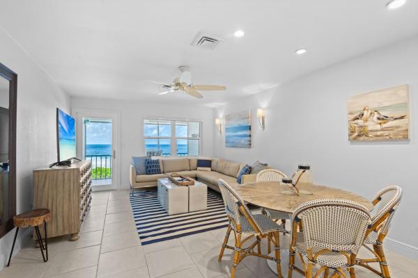 Outrigger Resort #8 - Longboat Key, FL