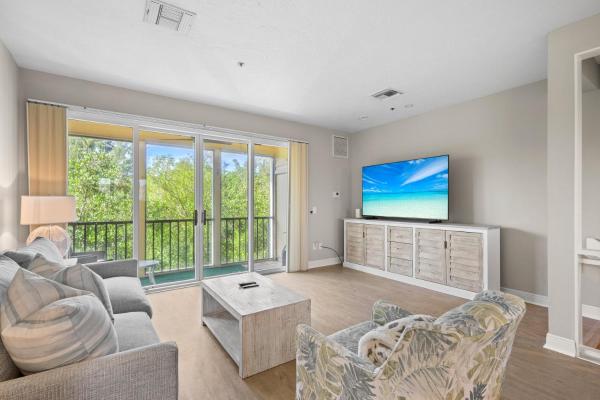 Cedars East #613 - Longboat Key, FL