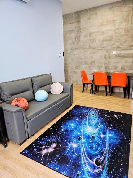 Matang Centre, Galaxy Theme, 1st Floor Walk Up Apt - Sarawak