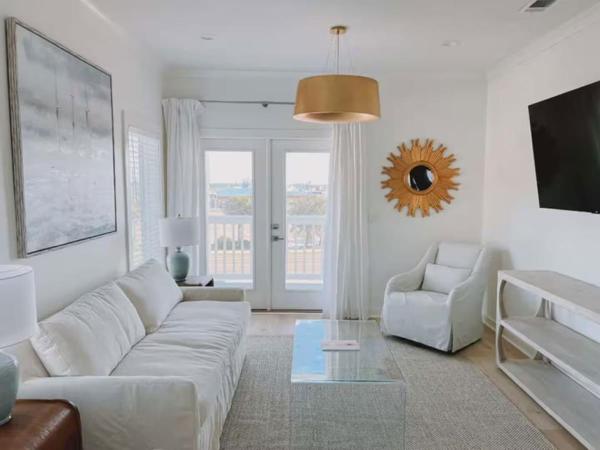 Starfish Room #1 - Pass Christian, MS