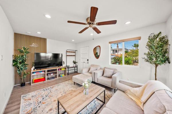 Parkside Paradise - Point Loma - San Diego