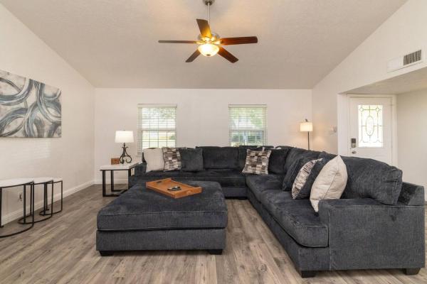 Epic World Cup Experience - Sleeps 8 & Game Room - Plano, TX