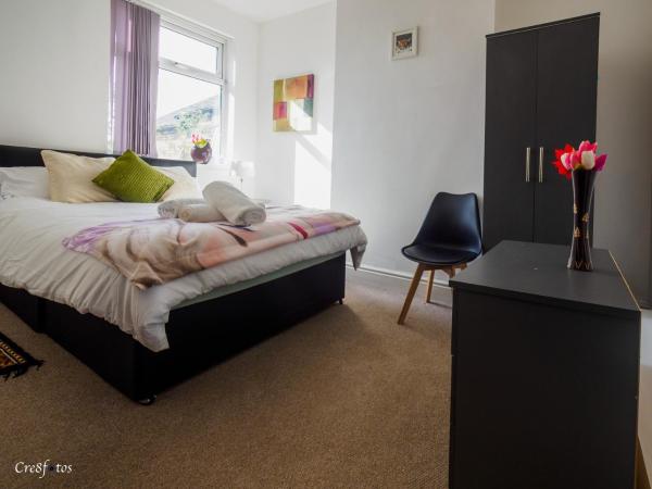 Woodhouse Lodge Room 2 - Stoke-on-Trent