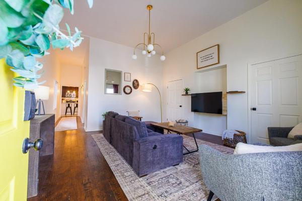 Germantown Gem - Louisville