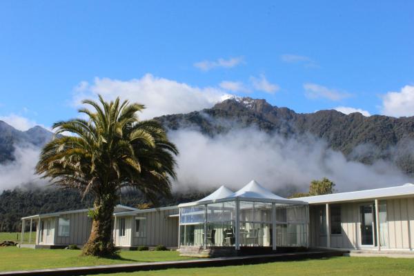 Franz Josef Oasis - Franz Josef / Waiau