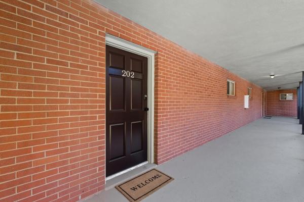 Stadium Village Flat - Walk To Dt & Stadium! - Athens, GA