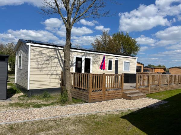 Chalet Meerwijck, Strand 23 - Netherlands