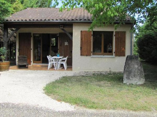 Gîte Avec Terrasse Et Salon De Jardin - Api-1-52-592 - Lot-et-Garonne