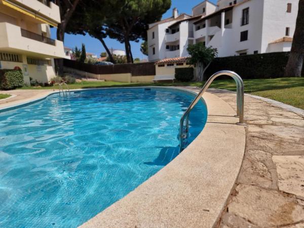 Apartamento Acogedor Con Terraza A 400m De La Playa - Hisp-236-134 - L'Escala