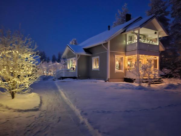 Villa Joulutähti, A Christmas Family Home For 9 - Rovaniemi