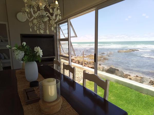 Beachfront Family Luxury Rental - Swakopmund